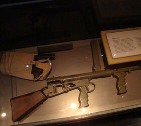 Made In Australia: The Owen Submachine Gun | thefirearmblog.com
