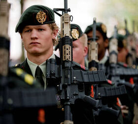 Royal Netherlands Army's Nifty C7/C8 Rifles | thefirearmblog.com