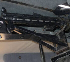 Landcruiser in Libya with remote control machine gun turret ...