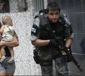 Slideshow: Police Battling the Cartels in Rio's Mare Favela ...