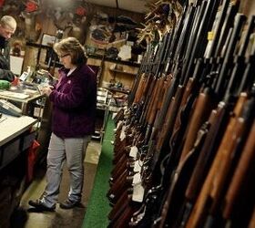 Gun Store Etiquette – A Safety Reminder | thefirearmblog.com