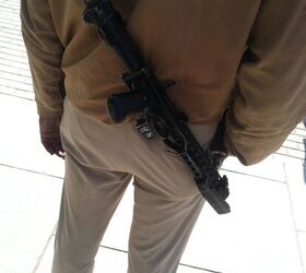 Weekend Photo: Indian Police, Vintage Guns | thefirearmblog.com