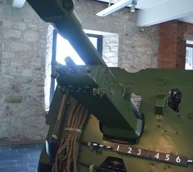 UK Army's 105mm Light Gun | thefirearmblog.com