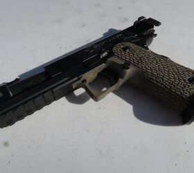 [SHOT 2016] STI's Costa Carry Comp 2011 | thefirearmblog.com