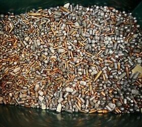 Historical cache of firearms seized in Britain | thefirearmblog.com