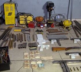 Illegal machine gun factory raided, Santa Claus arrested ...