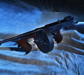 St Louis Police To Sell 27 Thompson Sub Machine Guns for $22,000/ea ...