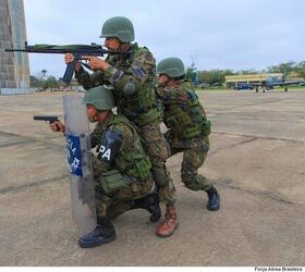 Brazilian Air Force infantry weapons | thefirearmblog.com
