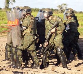 Weapons of the Brazilian Marines | thefirearmblog.com