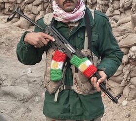 POTD: Kurdish Peshmerga With Crocheted Pride | thefirearmblog.com