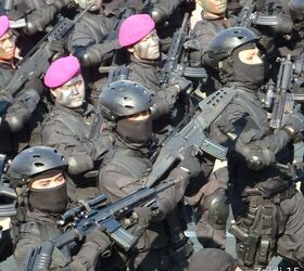Merdeka 2017: Malaysia's Small Arms Arsenal On Parade | thefirearmblog.com