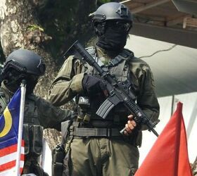 Merdeka 2017: Malaysia's Small Arms Arsenal On Parade | thefirearmblog.com