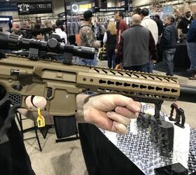 [GAOS 2018] Future Forged 1.2oz Light Weight AR Grip And AFG ...