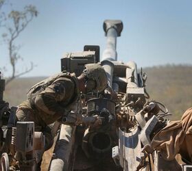 POTD: Royal Australian Artillery Fires a M777 Lightweight Howitzer ...