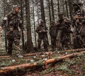 POTD: Jagerbataillon Attacks in Dense Forest | thefirearmblog.com