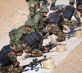 POTD: M4s, Minimi M249, AK-74, AKMS, Vintorez VSS, PKM in Pakistan ...