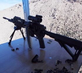 [SHOT 2018] Hands On with FightLite's MCR Lightweight Belt-Fed, Raider ...