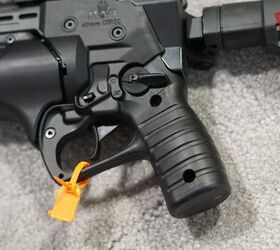 [SHOT 2018] IWI USA's 40mm UBGL/Standalone Grenade Launcher ...