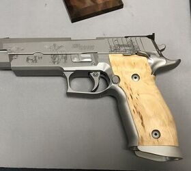 VIP Display of the SIG Sauer Exclusive Line – Mastershop ...