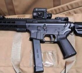 Ukrainian Border Guard Tests Locally Made SMG-15 Submachine Guns ...