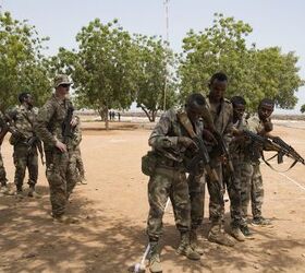 POTD: U.S. Military Training with Djiboutian Soldiers | thefirearmblog.com
