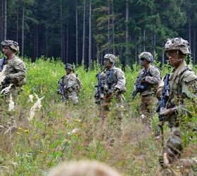 POTD: U.S. Army Paratroopers with M3 Carl Gustaf Rocket Launcher ...