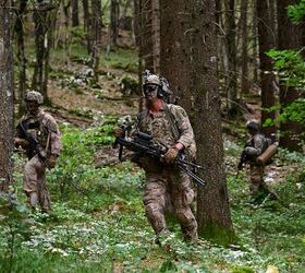 POTD: U.S. Army Paratroopers with M3 Carl Gustaf Rocket Launcher ...