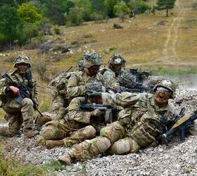 POTD: U.S. Army Paratroopers with M3 Carl Gustaf Rocket Launcher ...
