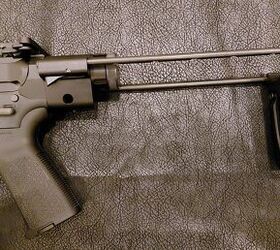 [SHOT 2022] Dead Foot Arms AR Underfolder, Quasi MP5 and Killdozer ...