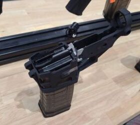 [SHOT 2022] Desert Tech Quattro-15 and QuadMag-53 | thefirearmblog.com