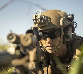 POTD: M27 Infantry Automatic Rifle in Amphibious Assault ...