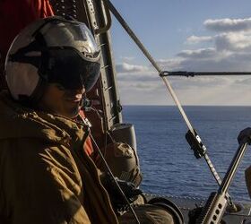 POTD: Aerial Snipers in the Philippine Sea | thefirearmblog.com