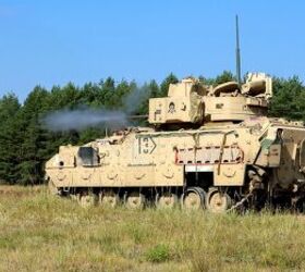 POTD: M2 Bradley with M242 Bushmaster 25mm Autocannon | thefirearmblog.com