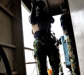 POTD: Nigerian Forces in Tactical Boat Boarding | thefirearmblog.com