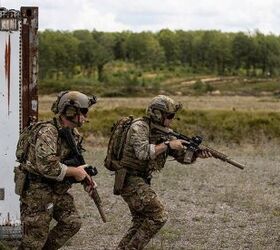 POTD: Special Forces Group – Aerial Assault Mission | thefirearmblog.com