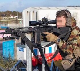 DSA FAL Sniper System: An Accurized FAL [SHOT Show 2022 ...