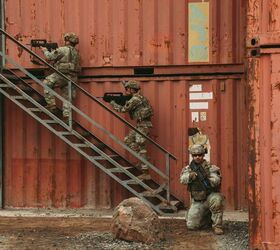 POTD: French FAMAS - U.S. Forces In CQB | thefirearmblog.com